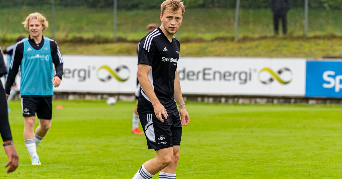 Uforandret lag - Holm tilbake på benken / Rosenborg